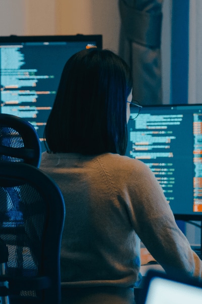Data Analyst vs Data Engineer: What's the Difference? - Intuit Blog